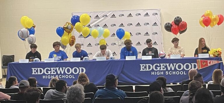 Football – Edgewood